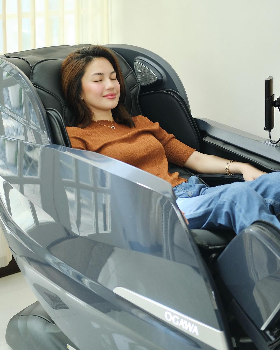 Unwrapping Bliss with Julie Anne San Jose and Sid Maderazo: The OGAWA Master Drive AI Genuine ...